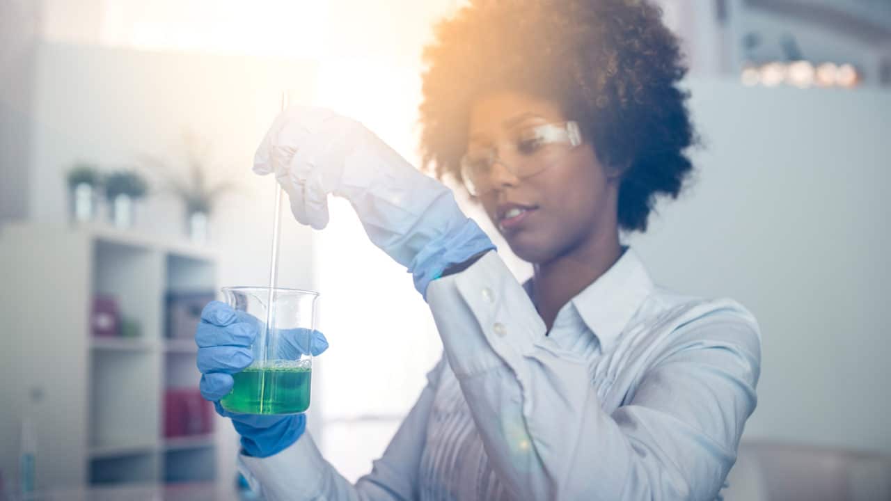 How To Become A Chemist Career Girls Explore Careers