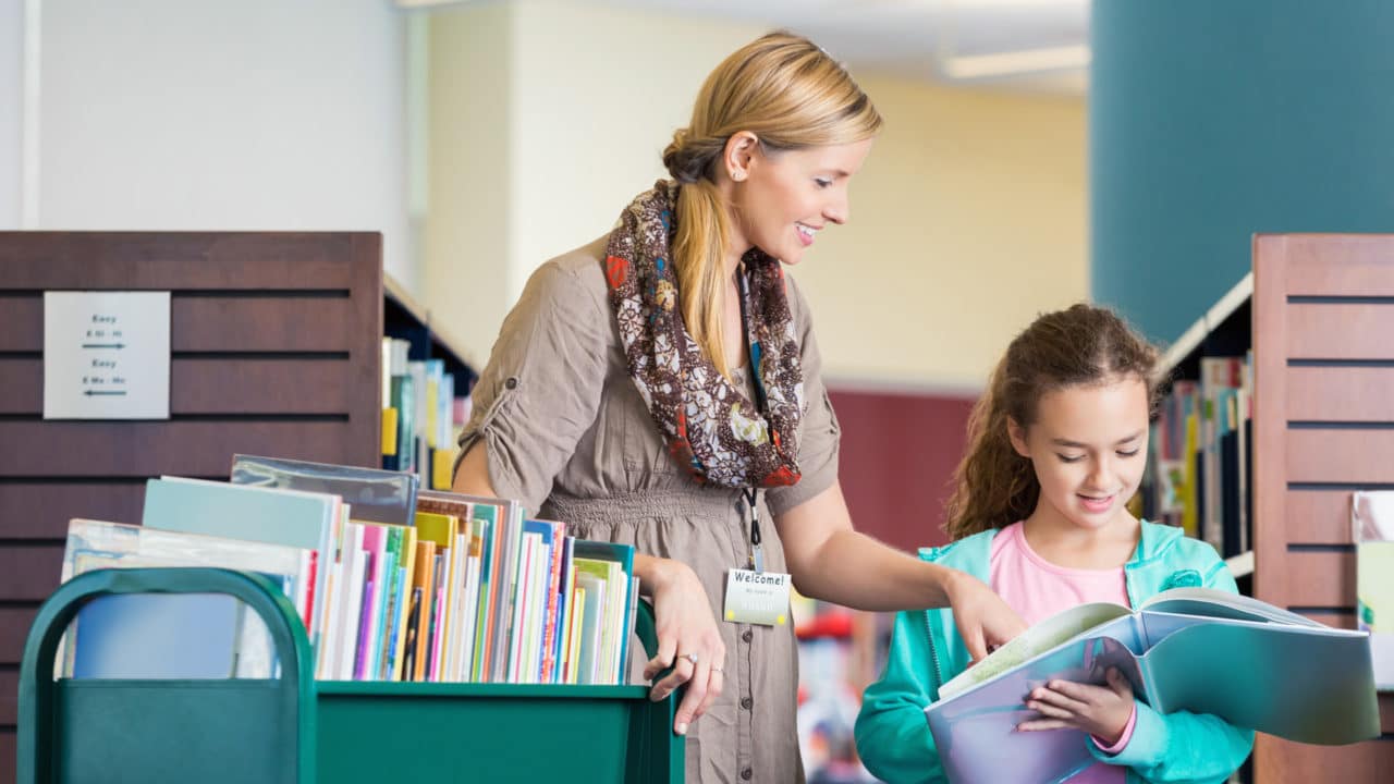 How to Become a Librarian - Career Girls - Explore Careers