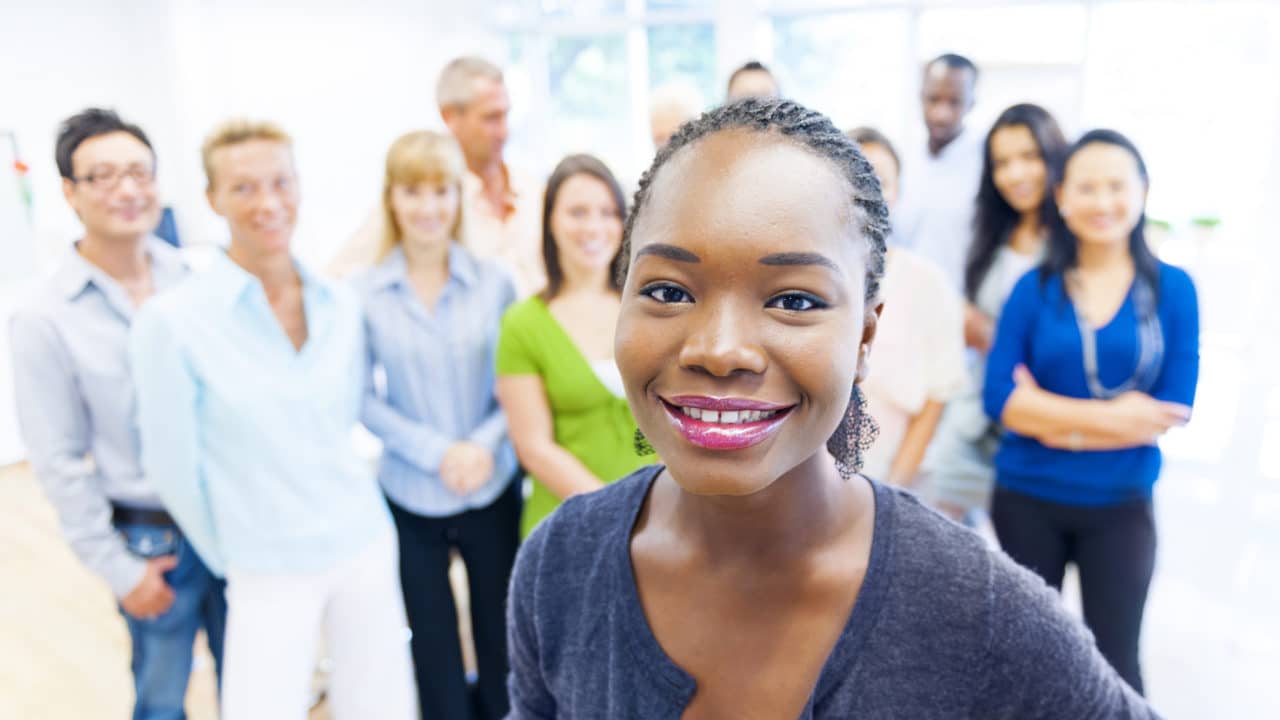 How to Become a Sociologist - Career Girls