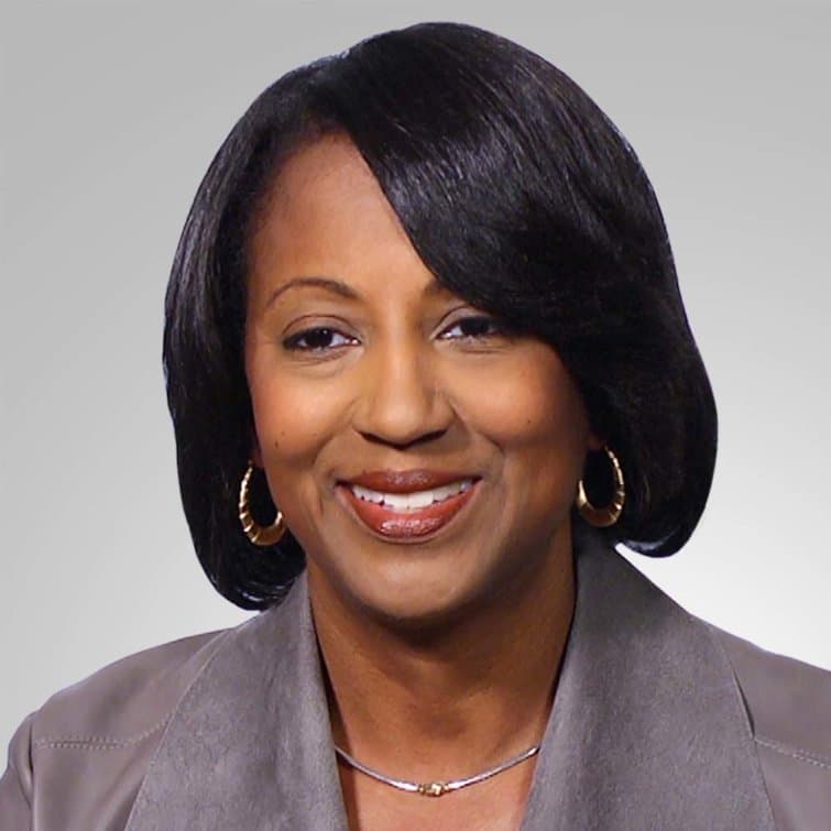 Tammy Golden-1000x1000_ Headshots - Career Girls