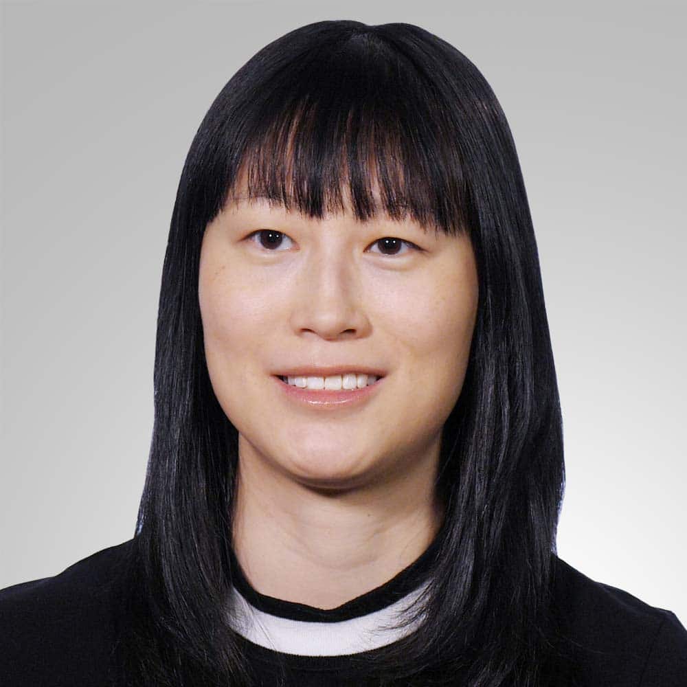 Emily Wiedemann-1000x1000_ Headshots - Career Girls