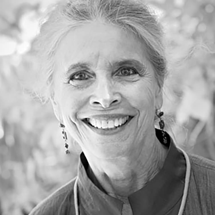 Sandra-Luna-photo-755x755 - Career Girls